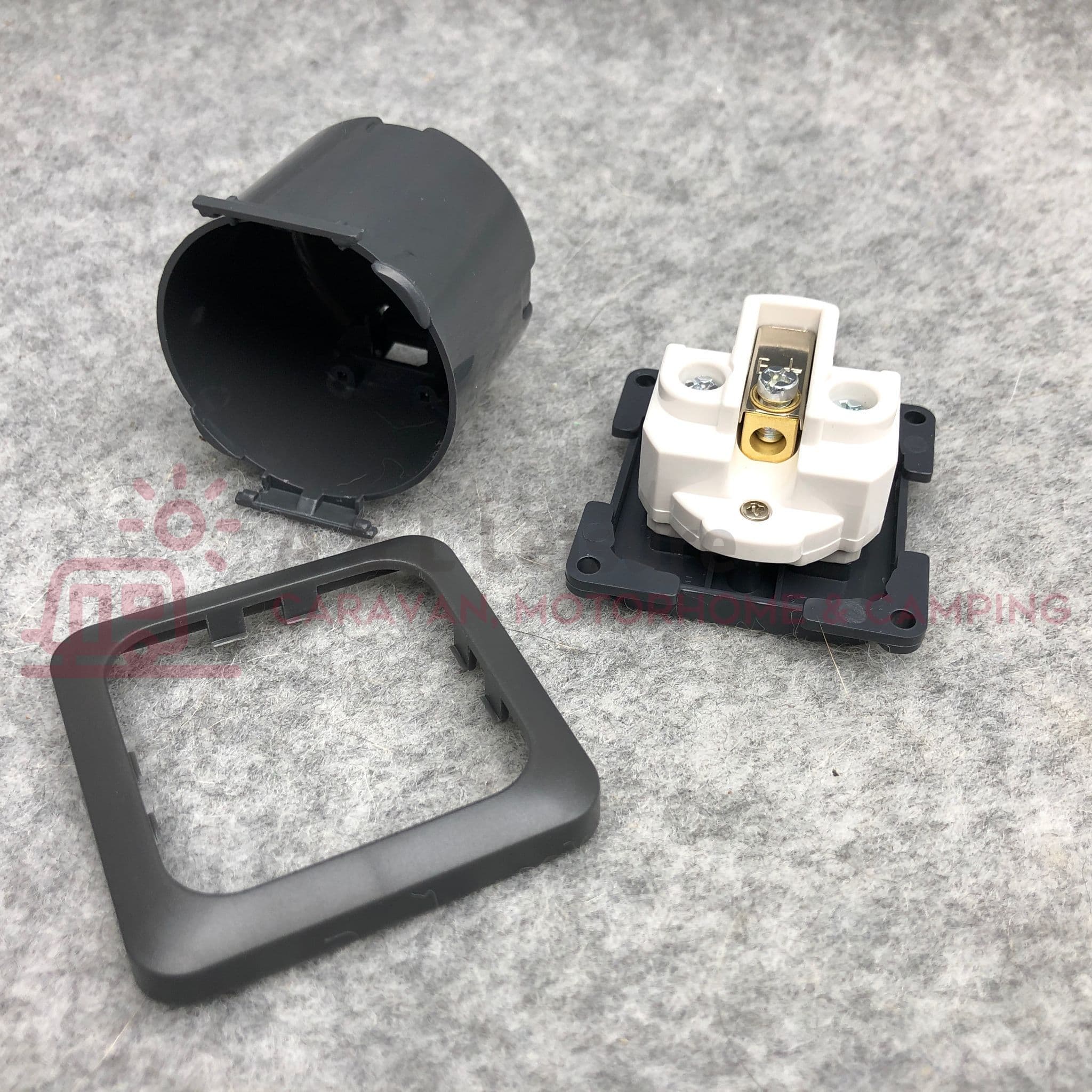 CBE C-Line 13a - 240v 1-Way Socket Faceplate & back box - CSM Range